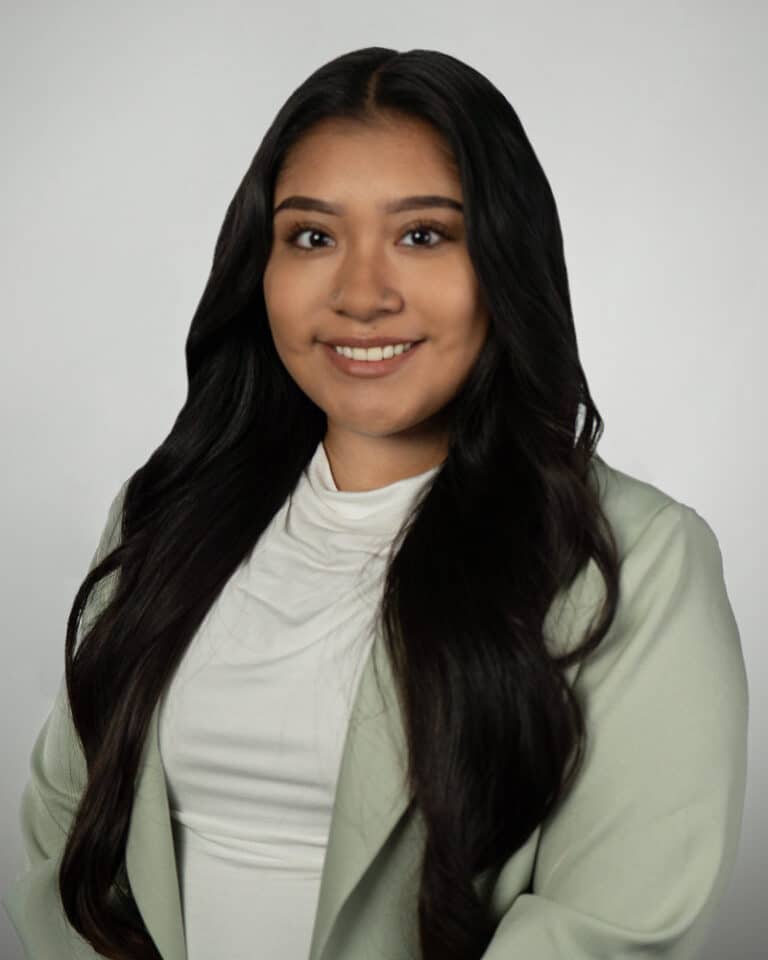 Arlette Juarez: Legal Team Member | Daniel Stark Law